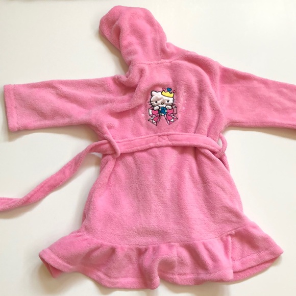 Hello Kitty | Pajamas | Hello Kitty Size 4 Bath Robe | Poshmark